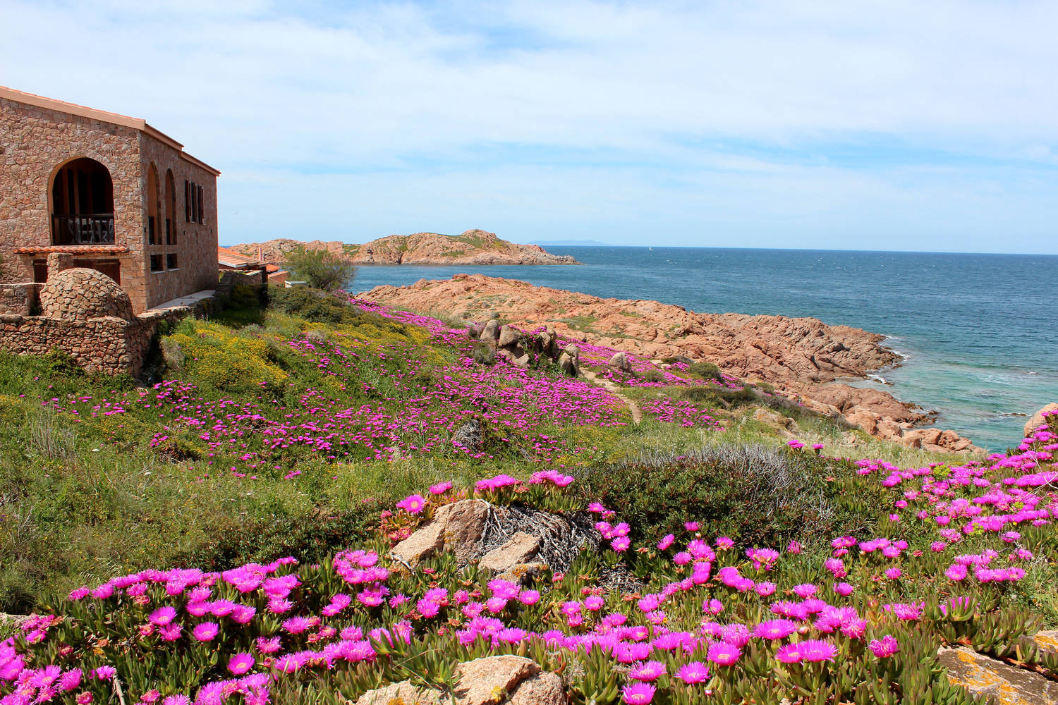 Insardinia: the best real estate properties for sale in Sardinia